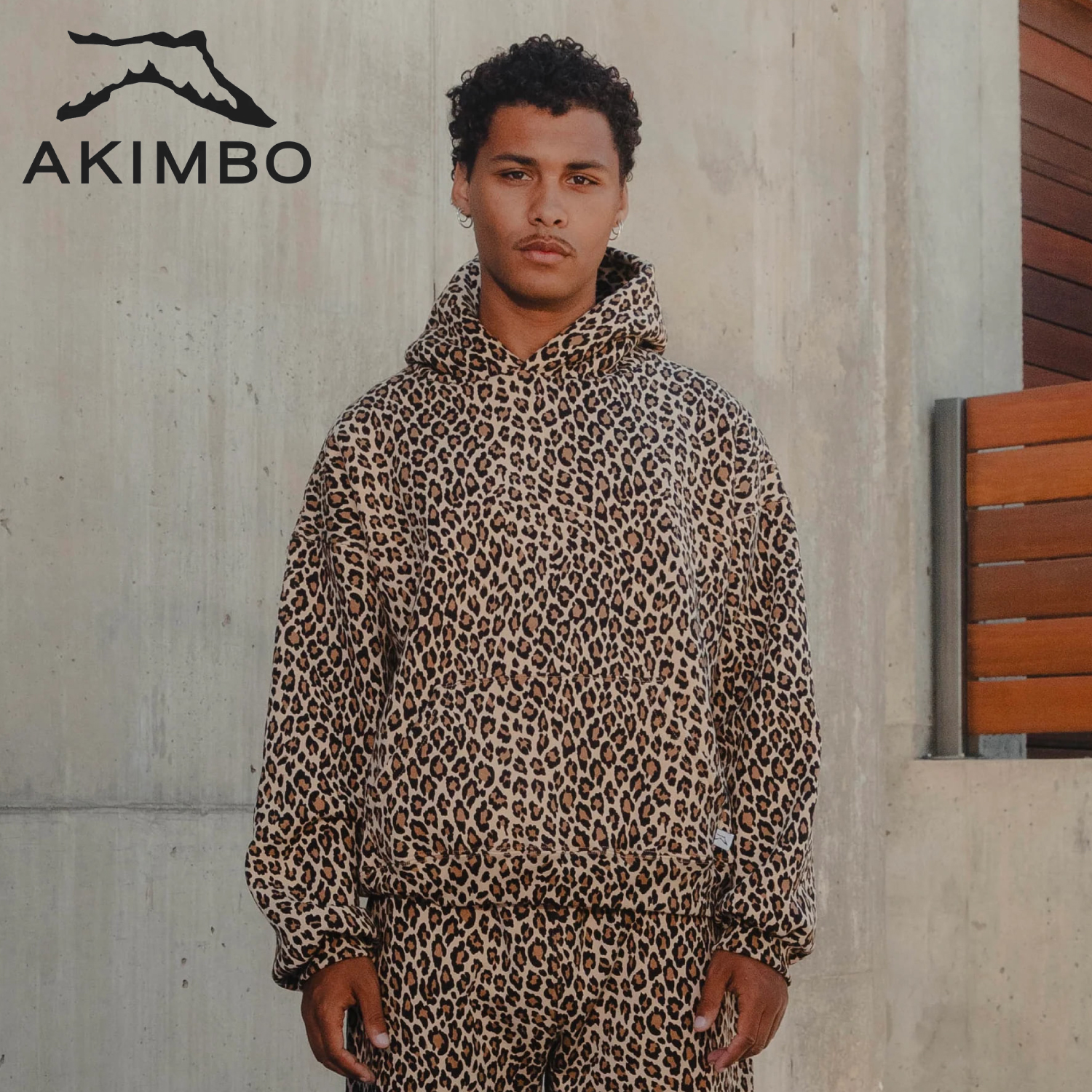AKIMBO CLUB 発売 | Styles